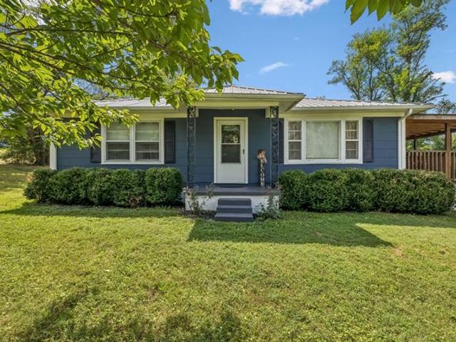 8315 Old Highway 52, Westmoreland, TN 37186