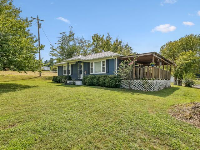 8315 Old Highway 52