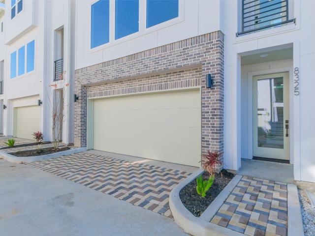 8315 Brecha Lane