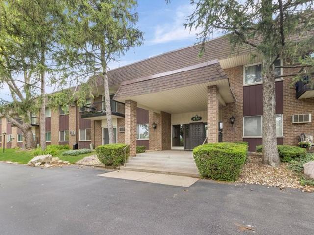 8315 Route 53 Apt B3, Woodridge, IL 60517