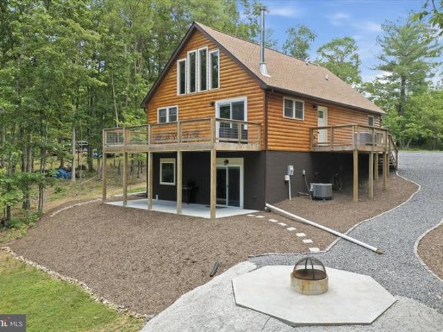 8315 Supinlick Ridge Rd, Mount Jackson, VA 22842