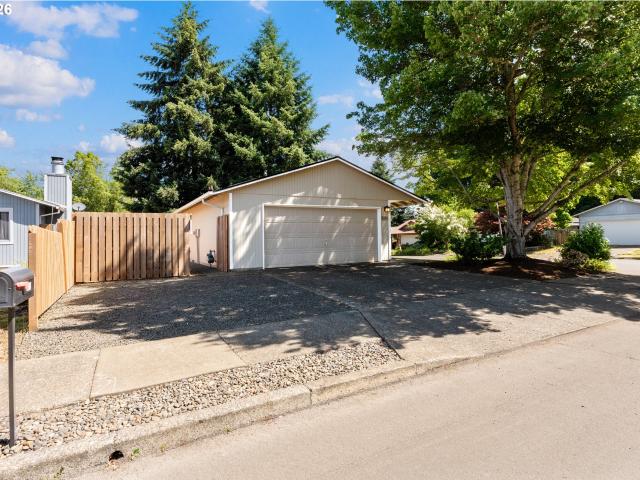 8315 sw la mancha ct