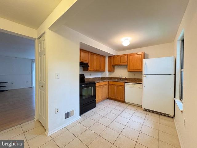 8316 Felsted Lane