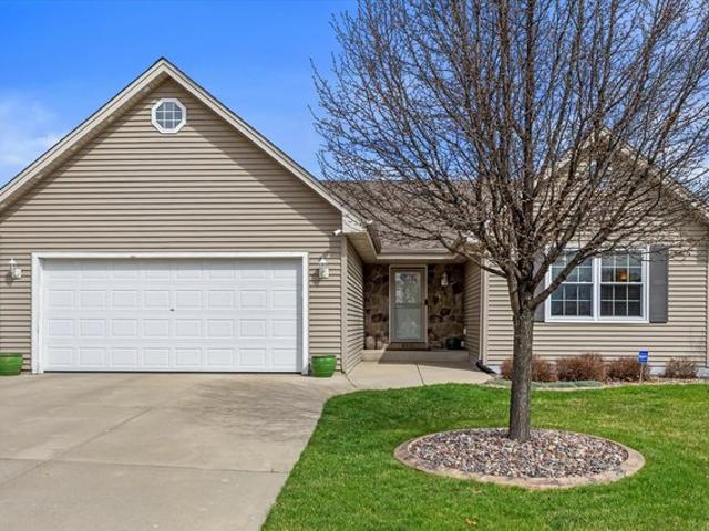 8316 Ivanhoe Pl, Sturtevant, WI 53177