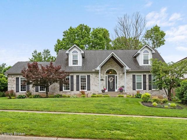 8316 Lacevine Rd, Louisville, KY 40220