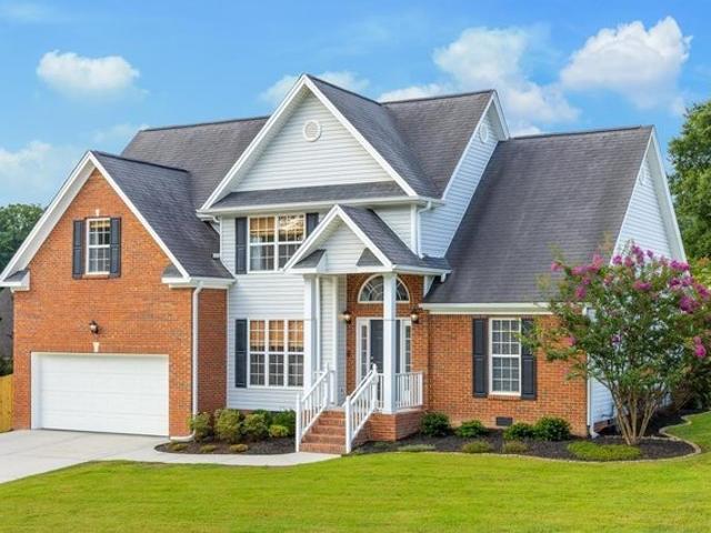 8316 Stillwater Cir, Ooltewah, TN 37363