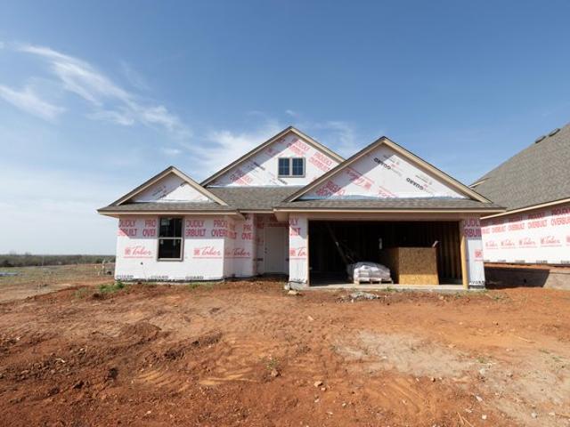 8317 NW 154th Ct, Edmond, OK 73013
