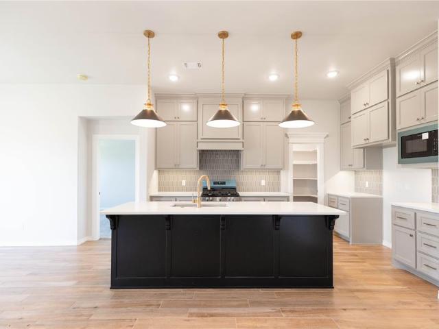 8317 NW 154th Court