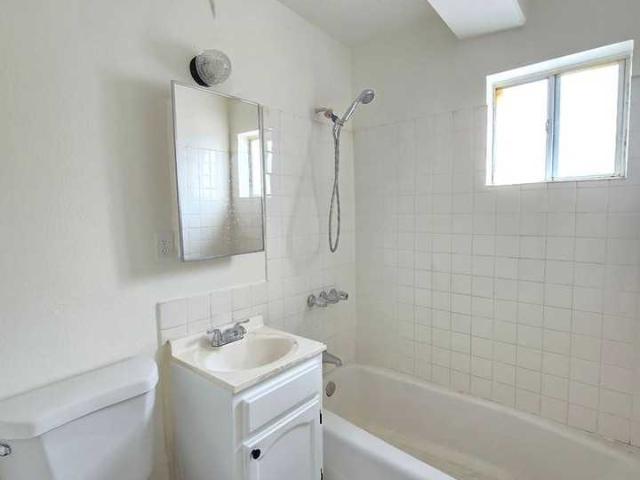 8318 Garfield Ave 2 Bedroom Apartment for Rent at 8318 Garfield Ave, Bell Gardens, CA 90201 Bell Gardens
