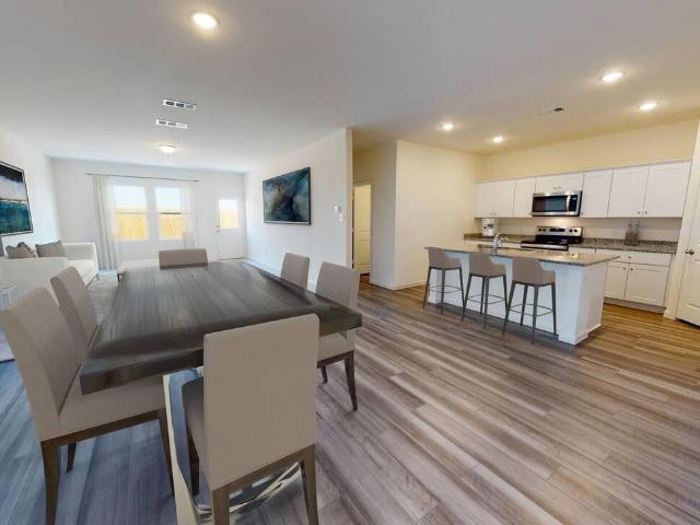 8318 Vacek Crossing Way
