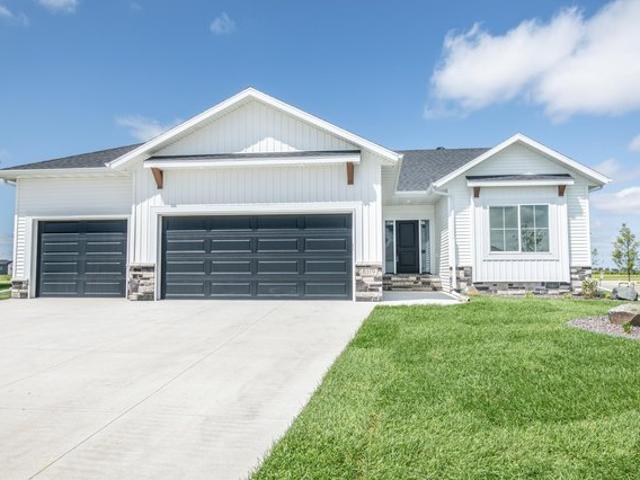 8319 59th St S, Horace, ND 58047