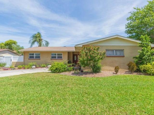 8310 Archwood Cir, Tampa, FL 33615