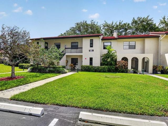 8310 Casa Del Lago Unit D, Boca Raton, FL 33433
