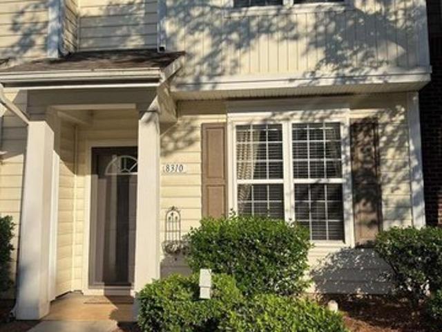 8310 Chaceview Ct, Charlotte, NC 28269
