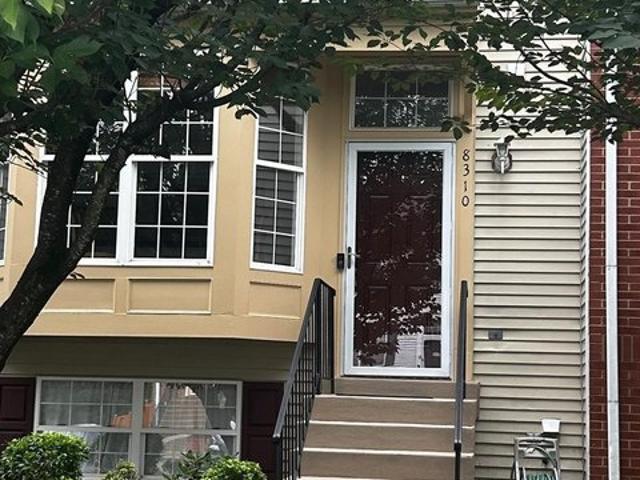 8310 Ewing Pl, Manassas, VA 20109