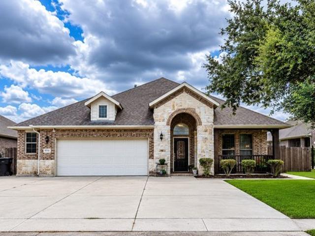 8310 Lake Tahoe Dr, Nederland, TX 77627