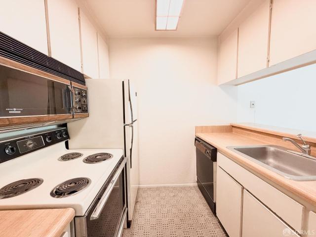 8310 Shelter Creek Ln, San Bruno, CA 94066 | MLS #426122