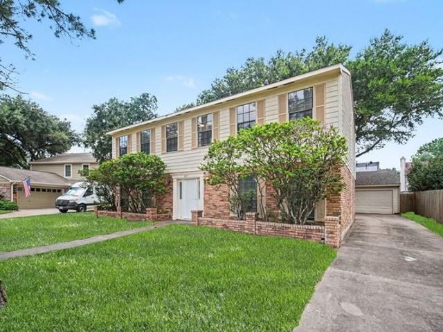 8311 Lime Springs Dr, Houston, TX 77095