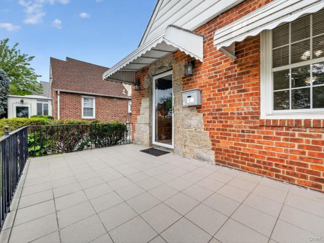 8311 Little Neck Parkway