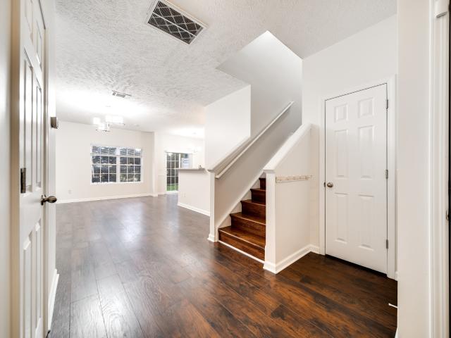 8312 Rossi Rd