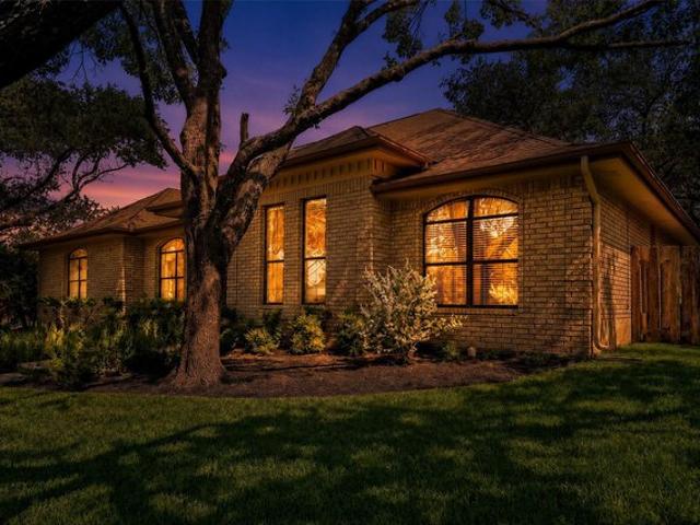 8312 Saber Creek Trl, Austin, TX 78759
