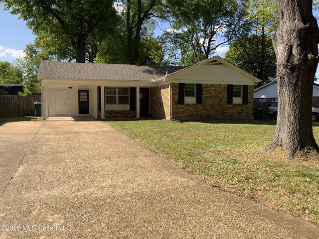 8313 Dottley Dr, Southaven, MS 38671