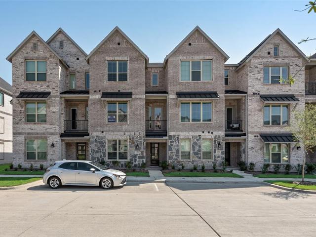 8313 Huron Peak Drive