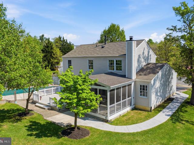 8313 Jumping Field Ct, Ellicott City, MD 21043 | MLS #MDHW2067 | Compass