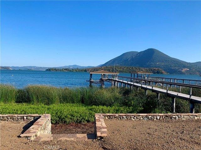 8313 Paradise Lagoon Dr, Lucerne, CA 95458