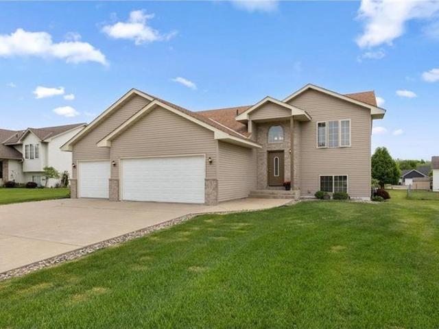 831 Beech Ln S, Annandale, MN 55302