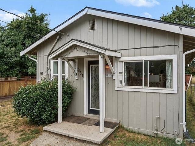 831 E 47th St Unit 2, Tacoma, WA 98404