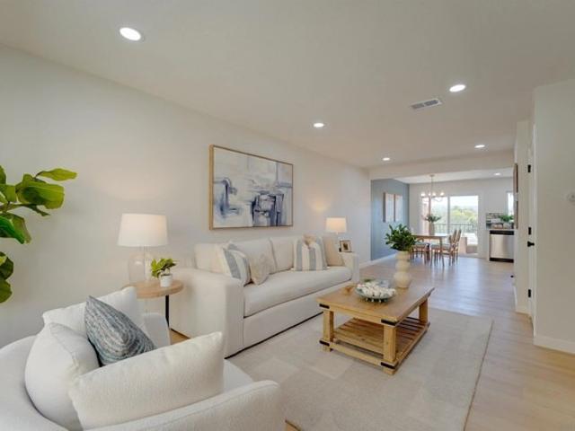 831 E 3rd Ave Unit 5, Escondido, CA 92025