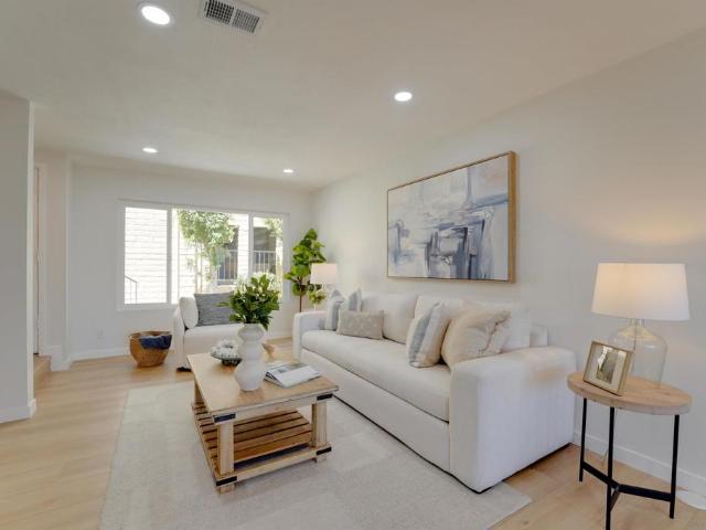 831 E 3rd Avenue #5