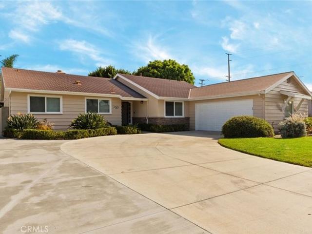 831 E Hoover Ave, Orange, CA 92867