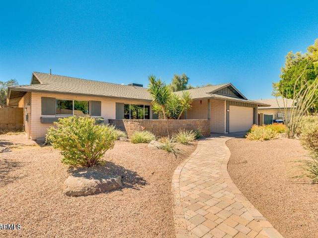 831 e stephens drive