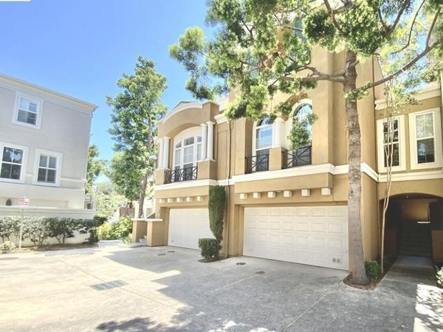 831 Heavenly Pl, Milpitas, CA 95035