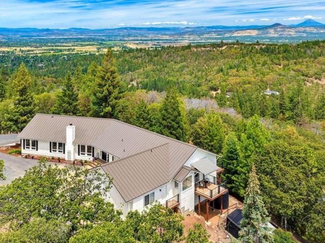 831 Juanita Way, Jacksonville, OR 97530