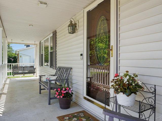 831 Mayflower Drive