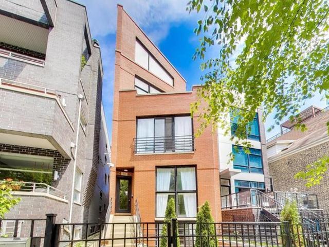 831 N Hermitage Ave Apt 1, Chicago, IL 60622
