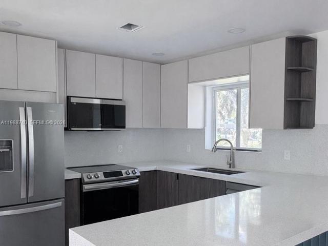 831 SW 39th Ave, Fort Lauderdale, FL 33312 | MLS #A11988