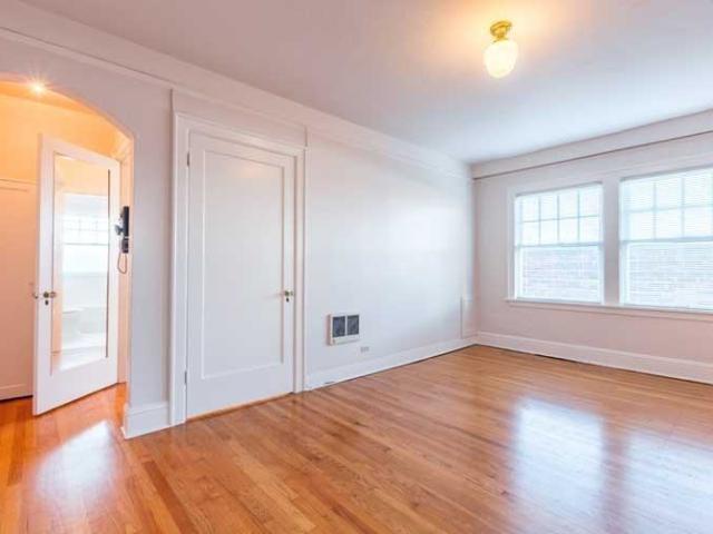 831 SW Vista Ave Studio Apartment for Rent at 831 Sw Vista Ave, Portland, OR 97205 Goose Hollow