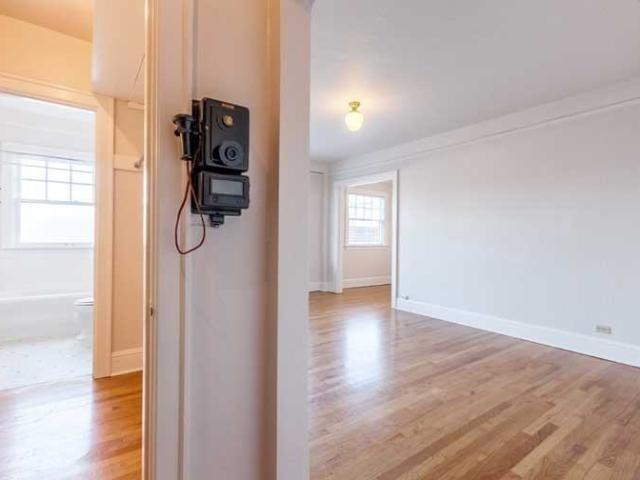 831 SW Vista Ave Studio Apartment for Rent at 831 Sw Vista Ave, Portland, OR 97205 Goose Hollow