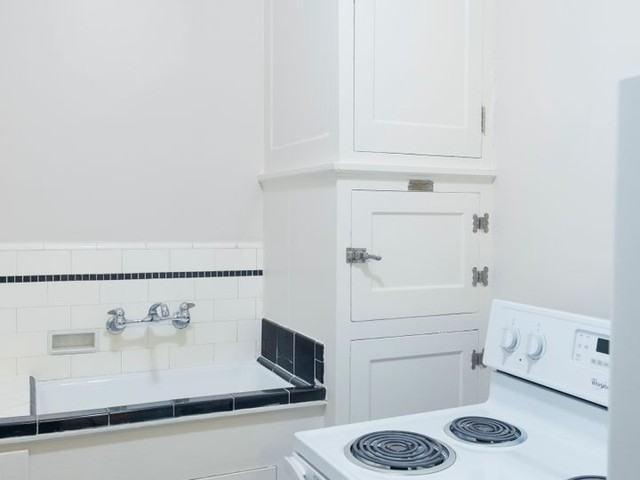 831 SW Vista Ave 1 Bedroom Apartment for Rent at 831 Sw Vista Ave, Portland, OR 97205 Goose Hollow