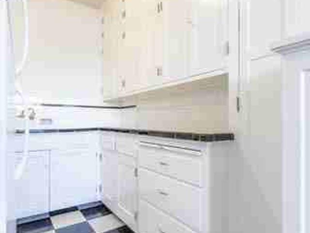 831 SW Vista Ave 1 Bedroom Apartment for Rent at 831 Sw Vista Ave, Portland, OR 97205 Goose Hollow