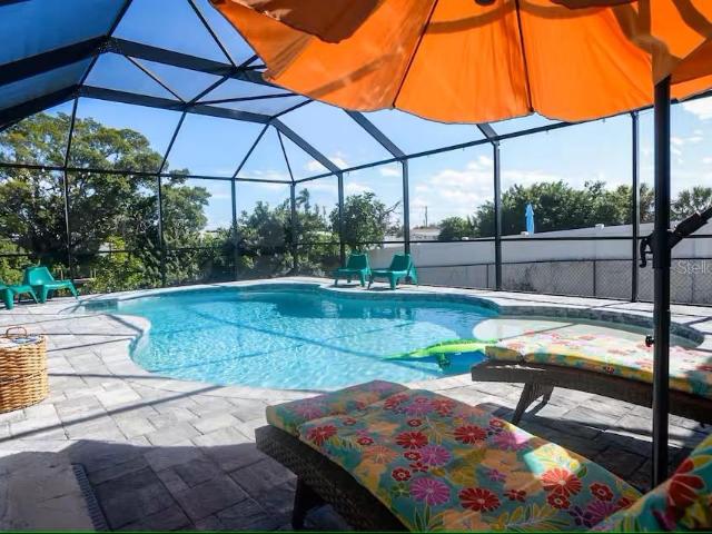 831 Palmetto Dr, Port Charlotte, FL 33952 | MLS #A4655