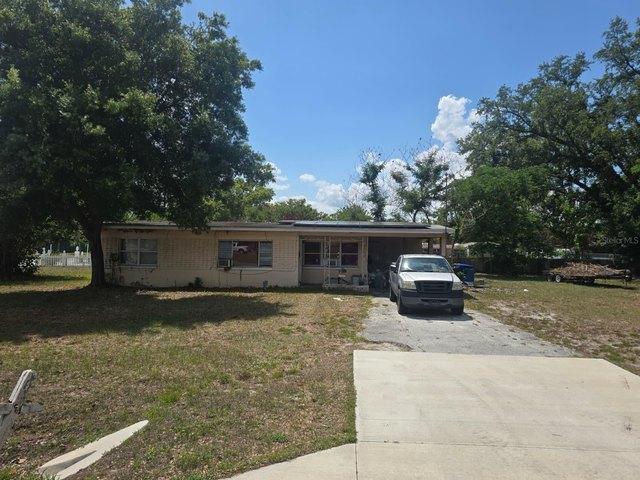 8324 Dawn Dr, Orlando, FL 32809