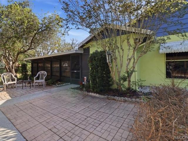8324 W Earl Loop, Homosassa, FL 34446