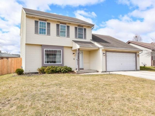 8325 N 93rd St, Milwaukee, WI 53224