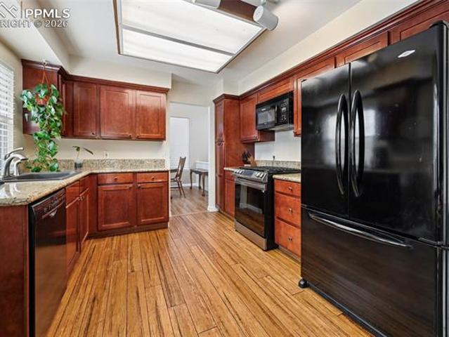 8325 Avens Circle