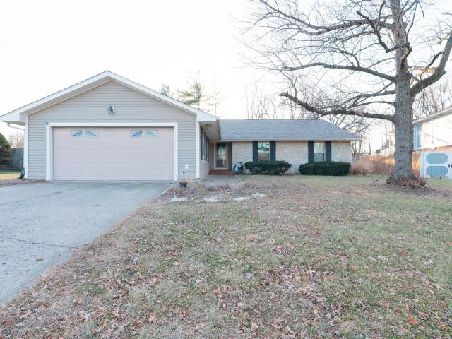 8326 Rock Oak Dr, Indianapolis, IN 46227 | MLS #22086 | Compass